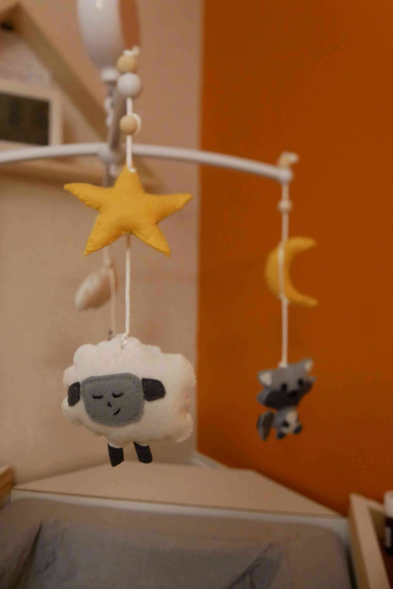 DIY : Fabriquer son mobile en feutrine - StayFunny&Create